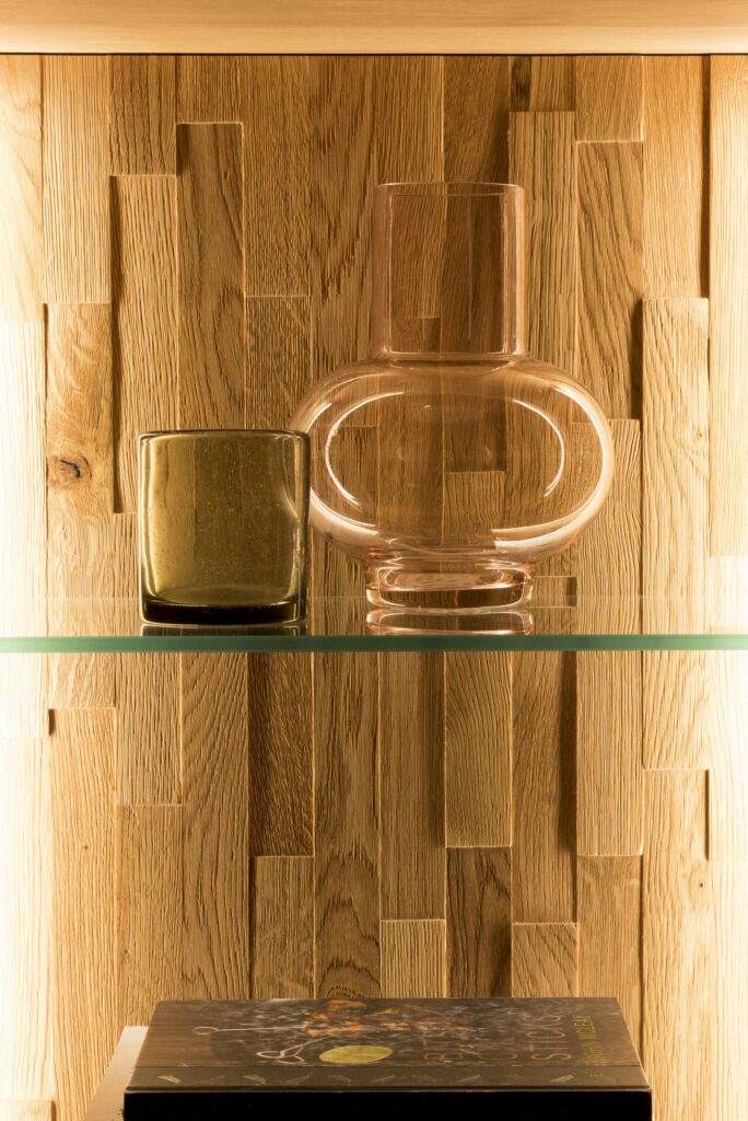 Vitrină Sutton, 201x55x39 cm | Mobarta